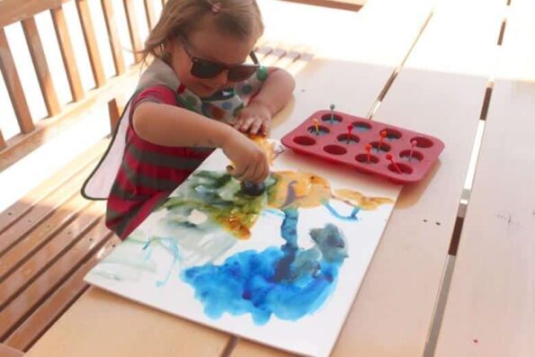8 Basic Art Projects Your Toddler Will Love