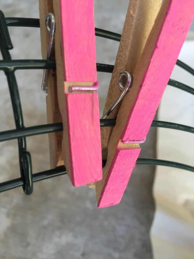 Create a DIY Summer Clothespin Wreath: Fun Craft Tutorial