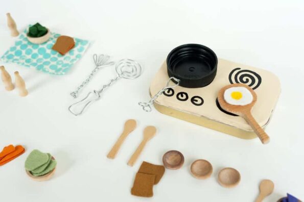 8 Cute DIY Play Kitchens: Creative Ideas for Kids
