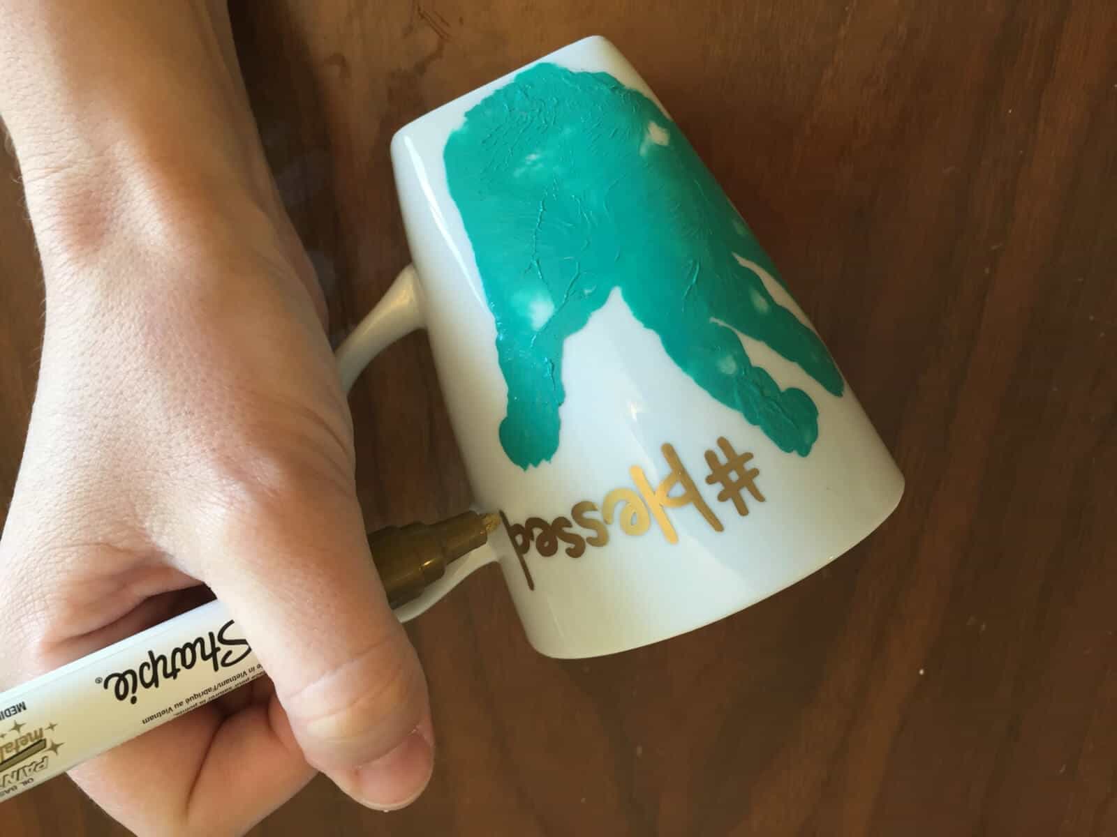 Create a DIY Handprint Mug: A Fun Family Craft