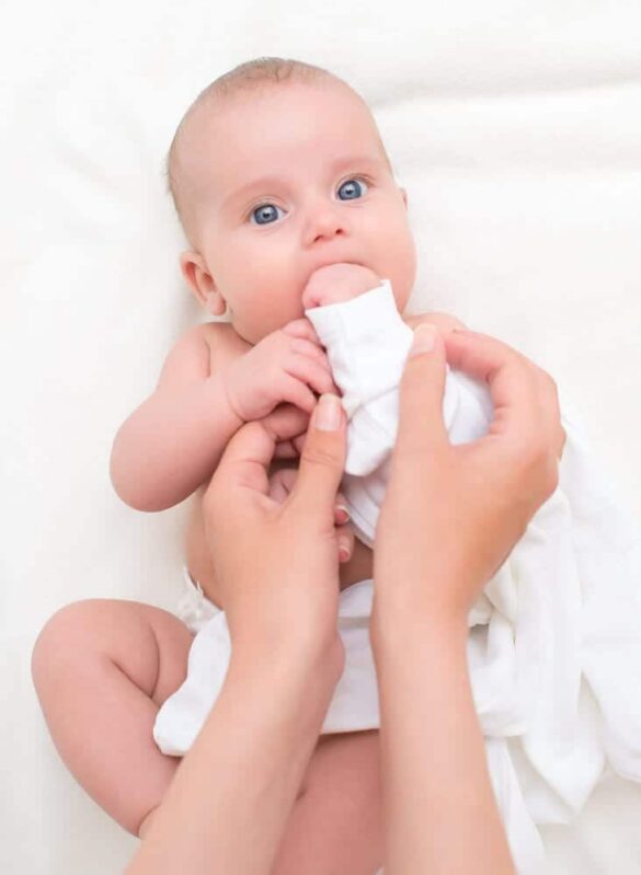 5 Simple Tips On Getting Your Baby Dressed