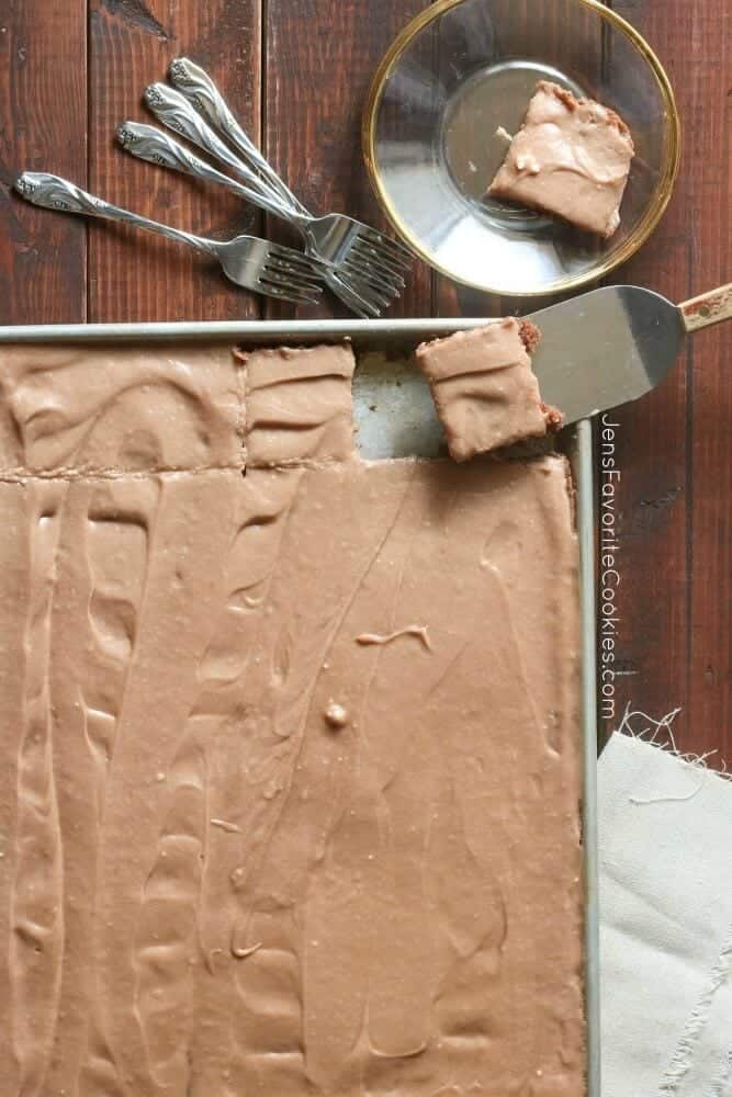 10 Sheet Pan Desserts That Are Perfect For A Crowd 10 Sheet Pan Desserts That Are Perfect For A Crowd