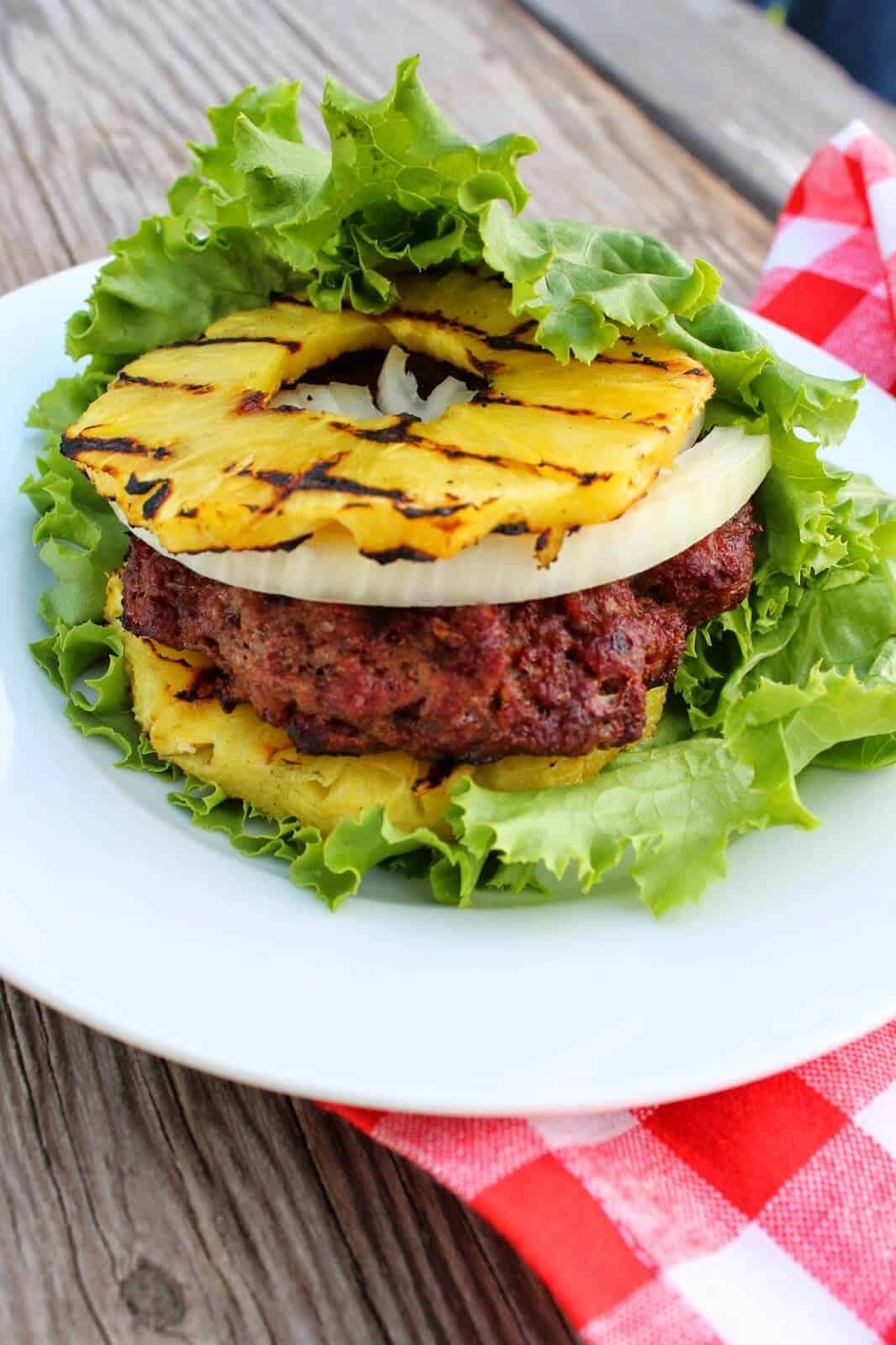 Bunless Burgers: 6 Tasty Ways to Enjoy a Healthy Burger