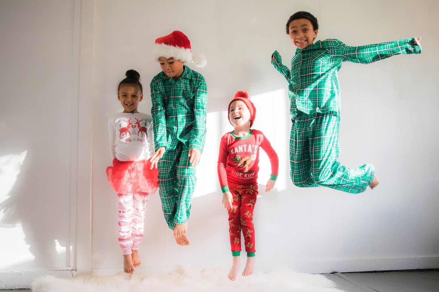 6 Fun Activities That Will Get Your Family Into The Holiday Spirit