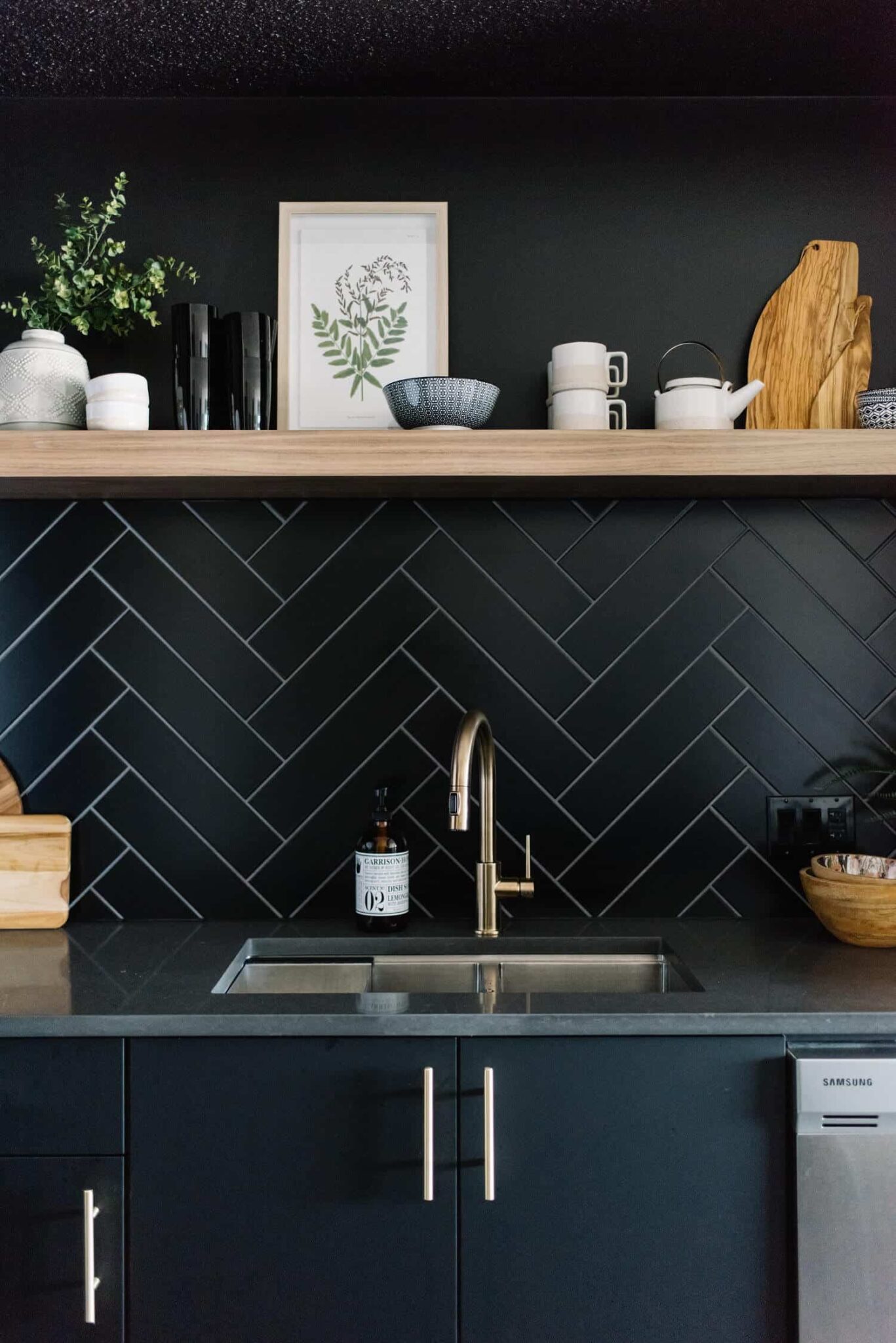 Stunning Black Kitchen Designs: 10 Inspiring Ideas to Love