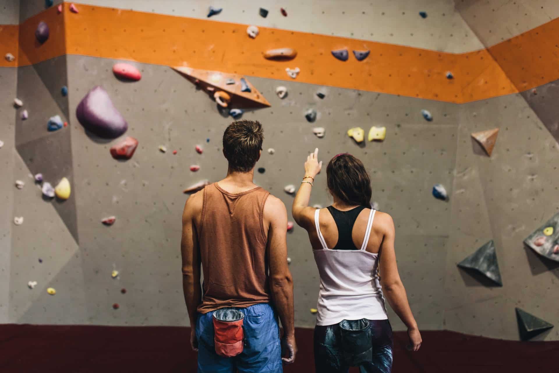 7 Awesome Indoor Activities to Do as a Family This Winter