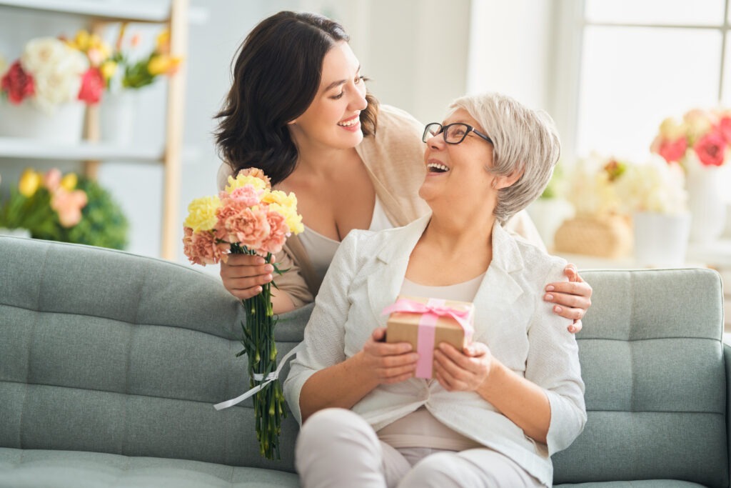 A List of Gift Ideas for Your Mom