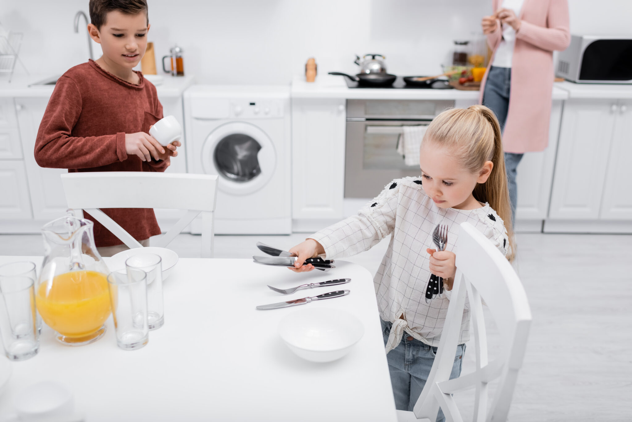 Cooking Skills Every Kid Should Learn by Age 10